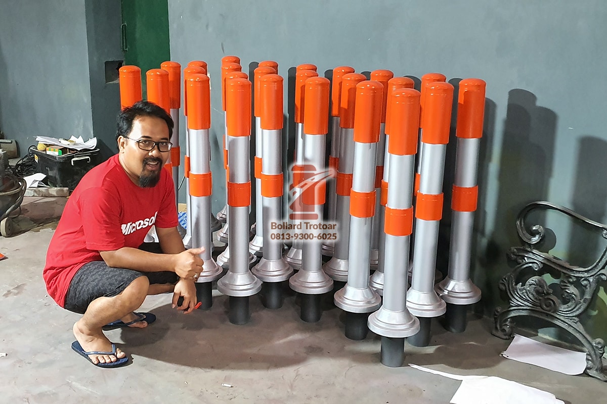 Mengenal Jenis-jenis Bollard Beserta Fungsinya - Bollard Trotoar