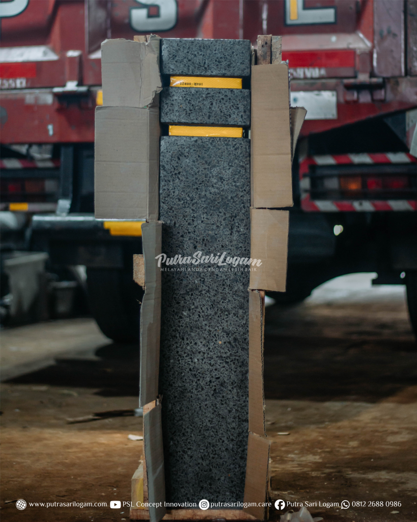 Bollard Teraso untuk Kota Jakarta - Bollard Trotoar